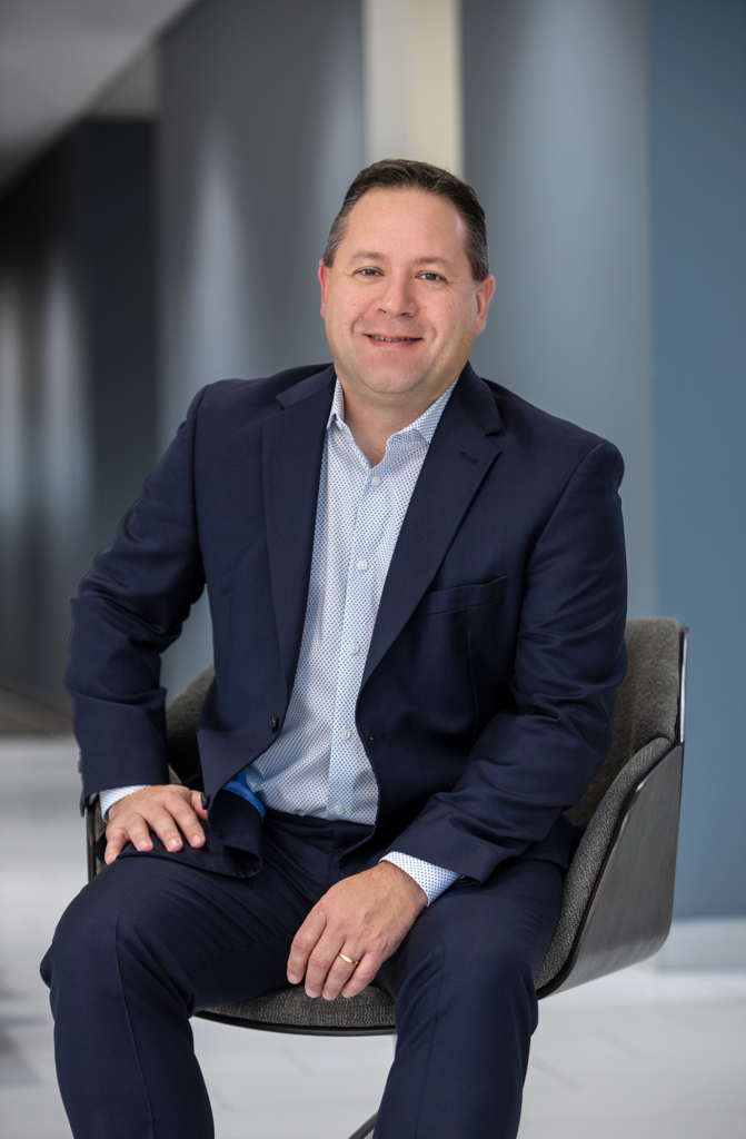 School’s Advisory Board Adds Two New Alumni Experts - School of Pharmacy